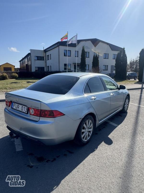 Honda Accord 2005 Kretinga, ar dzinēja tilpumu 2.20 L un nobraukumu 400 tūkst. km par 800 €, foto 6 vietnē AUTOMOTO.COM.LV
