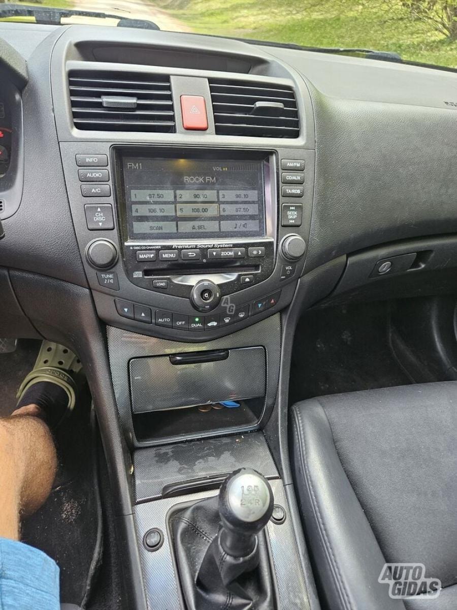 Honda Accord 2005 Prienai, ar dzinēja tilpumu 2.20 L un nobraukumu 314 tūkst. km par 850 €, foto 14 vietnē AUTOMOTO.COM.LV