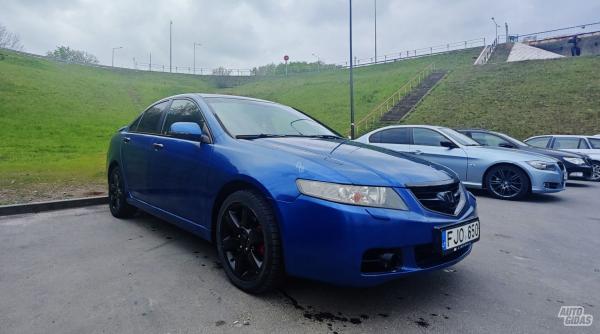 Honda Accord 2005 Kauņa, ar dzinēja tilpumu 2.20 L un nobraukumu 291 tūkst. km par 1600 €, foto 1 vietnē AUTOMOTO.COM.LV