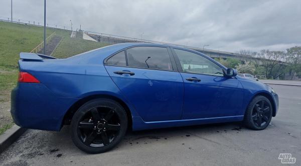 Honda Accord 2005 Kauņa, ar dzinēja tilpumu 2.20 L un nobraukumu 291 tūkst. km par 1600 €, foto 5 vietnē AUTOMOTO.COM.LV
