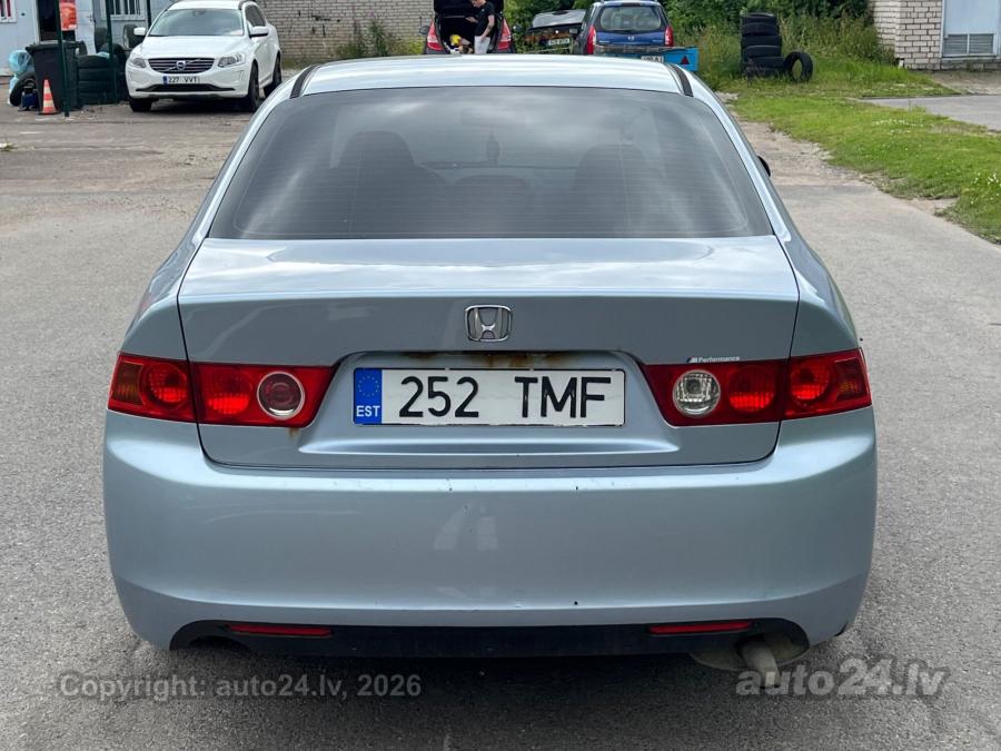 Honda Accord 2005 in Narva, with an engine capacity of 2.20 L and mileage of 399 thousand km for 599 €, photo 7 on AUTOMOTO.COM.LV