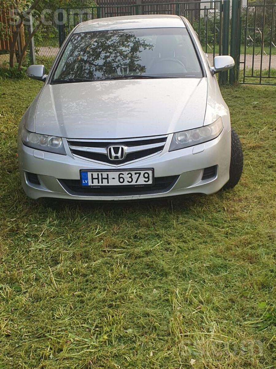 Honda Accord 2007 in Riga, with an engine capacity of 2.00 L and mileage of 217 thousand km for 2200 €, photo 1 on AUTOMOTO.COM.LV