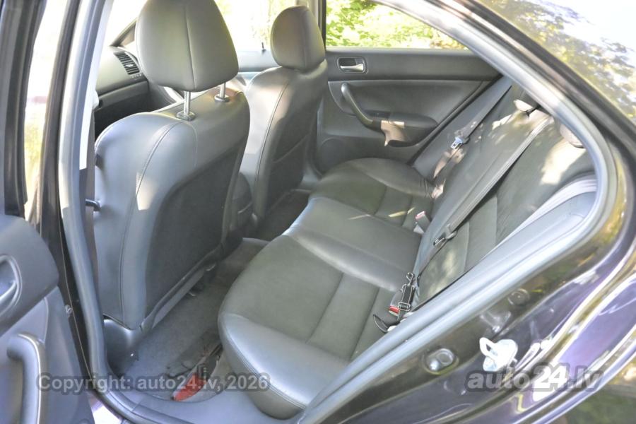 Honda Accord 2007 Tallina, ar dzinēja tilpumu 2.00 L un nobraukumu 98 tūkst. km par 2900 €, foto 8 vietnē AUTOMOTO.COM.LV