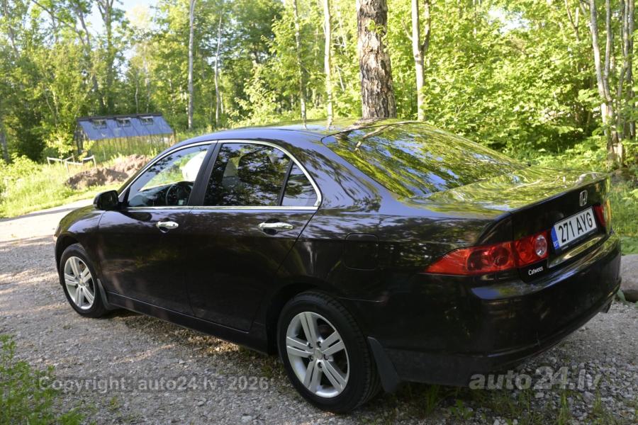 Honda Accord 2007 Tallina, ar dzinēja tilpumu 2.00 L un nobraukumu 98 tūkst. km par 2900 €, foto 13 vietnē AUTOMOTO.COM.LV