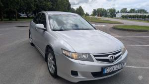 Honda Accord 2007 Klaipėda, ar dzinēja tilpumu 2.00 L un nobraukumu 380 tūkst. km par 2390 €, foto  vietnē AUTOMOTO.COM.LV