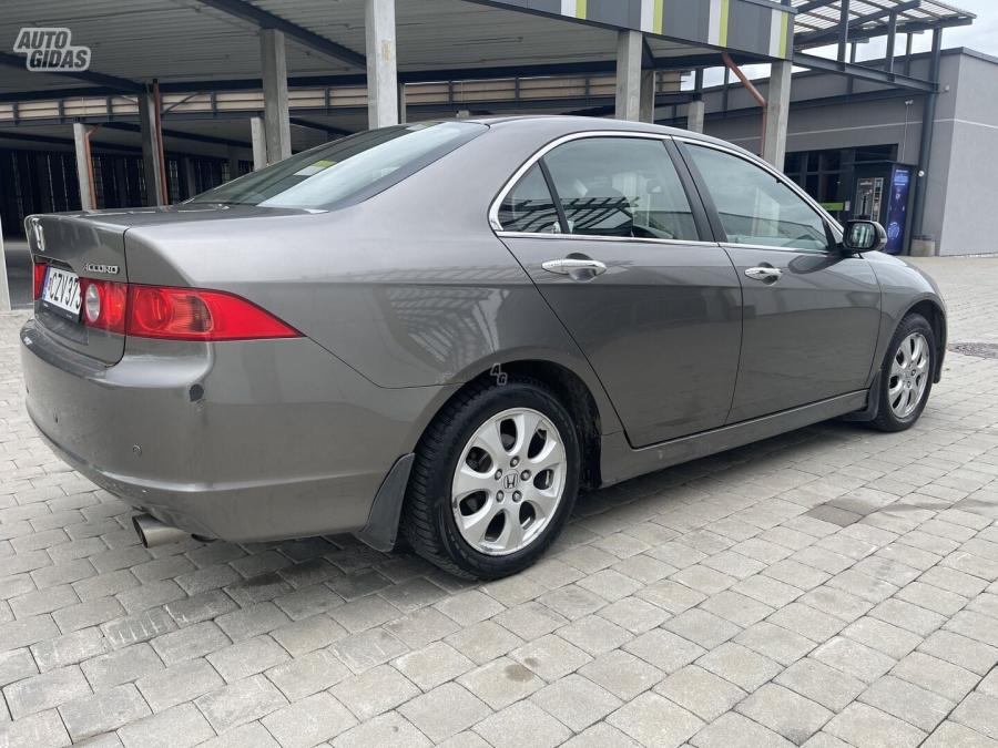 Honda Accord 2007 Viļņa, ar dzinēja tilpumu 2.00 L un nobraukumu 180 tūkst. km par 2000 €, foto 12 vietnē AUTOMOTO.COM.LV