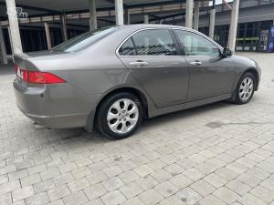 Honda Accord 2007 Viļņa, ar dzinēja tilpumu 2.00 L un nobraukumu 180 tūkst. km par 2000 €, foto 13 vietnē AUTOMOTO.COM.LV