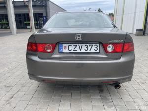 Honda Accord 2007 Viļņa, ar dzinēja tilpumu 2.00 L un nobraukumu 180 tūkst. km par 2000 €, foto 15 vietnē AUTOMOTO.COM.LV