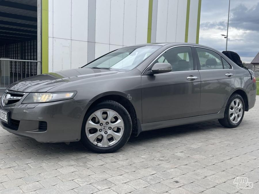 Honda Accord 2007 Viļņa, ar dzinēja tilpumu 2.00 L un nobraukumu 180 tūkst. km par 2000 €, foto 20 vietnē AUTOMOTO.COM.LV