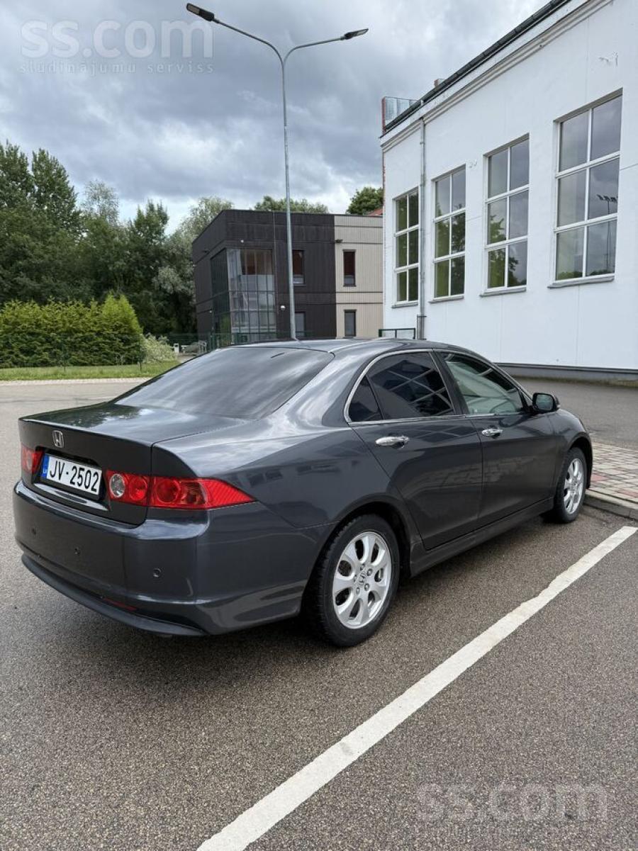 Honda Accord 2008 Rīga, ar dzinēja tilpumu 2.20 L un nobraukumu 318 tūkst. km par 2000 €, foto 1 vietnē AUTOMOTO.COM.LV