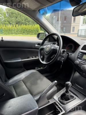 Honda Accord 2008 Rīga, ar dzinēja tilpumu 2.20 L un nobraukumu 318 tūkst. km par 2000 €, foto 6 vietnē AUTOMOTO.COM.LV