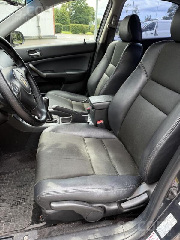 Honda Accord 2008 in Riga, with an engine capacity of 2.20 L and mileage of 318 thousand km for 2000 €, photo 6 on AUTOMOTO.COM.LV