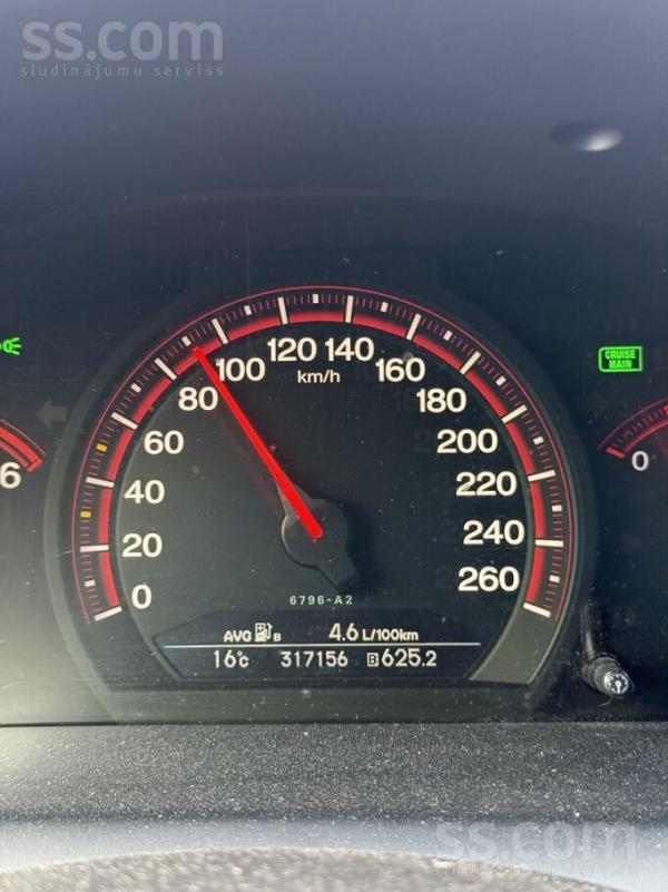 Honda Accord 2008 in Riga, with an engine capacity of 2.20 L and mileage of 318 thousand km for 2000 €, photo 7 on AUTOMOTO.COM.LV