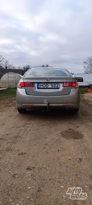 Honda Accord 2009 in Alytus, with an engine capacity of 2.20 L and mileage of 254 thousand km for 1900 €, photo 3 on AUTOMOTO.COM.LV