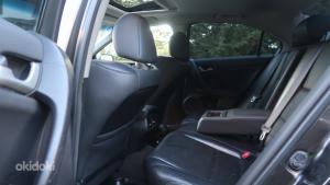 Honda Accord 2009 in Tallinn, with an engine capacity of 0.00 L and mileage of 299 thousand km for 6790 €, photo 6 on AUTOMOTO.COM.LV