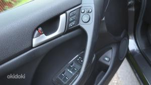 Honda Accord 2009 in Tallinn, with an engine capacity of 0.00 L and mileage of 299 thousand km for 6790 €, photo 12 on AUTOMOTO.COM.LV