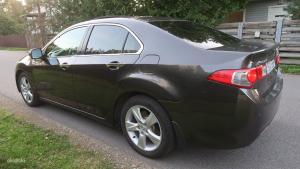 Honda Accord 2009 in Tallinn, with an engine capacity of 0.00 L and mileage of 299 thousand km for 6790 €, photo 20 on AUTOMOTO.COM.LV