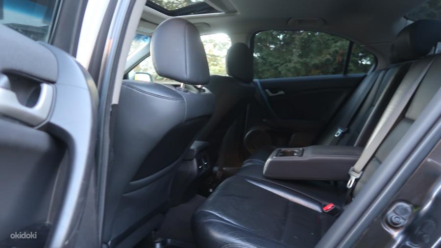 Honda Accord 2009 in Tallinn, with an engine capacity of 0.00 L and mileage of 299 thousand km for 6790 €, photo 21 on AUTOMOTO.COM.LV