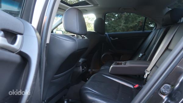 Honda Accord 2009 in Tallinn, with an engine capacity of 0.00 L and mileage of 299 thousand km for 6790 €, photo 5 on AUTOMOTO.COM.LV