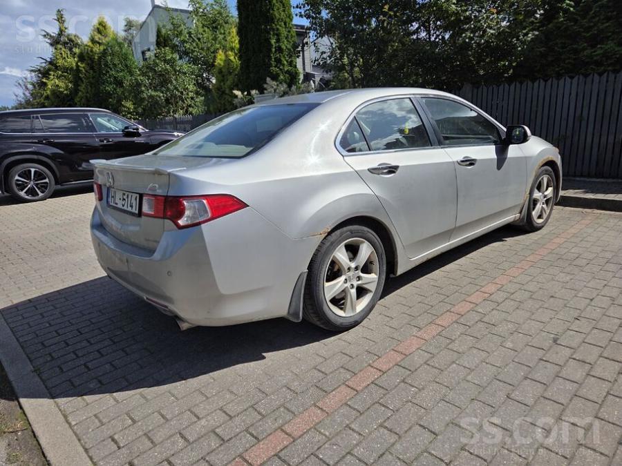 Honda Accord 2010 Rīga, ar dzinēja tilpumu 2.40 L un nobraukumu 207 tūkst. km par 1800 €, foto 1 vietnē AUTOMOTO.COM.LV