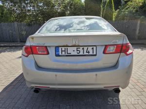 Honda Accord 2010 Rīga, ar dzinēja tilpumu 2.40 L un nobraukumu 207 tūkst. km par 1800 €, foto 2 vietnē AUTOMOTO.COM.LV