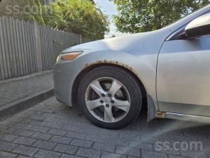 Honda Accord 2010 Rīga, ar dzinēja tilpumu 2.40 L un nobraukumu 207 tūkst. km par 1800 €, foto 6 vietnē AUTOMOTO.COM.LV