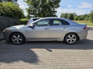 Honda Accord 2010 Rīga, ar dzinēja tilpumu 2.40 L un nobraukumu 207 tūkst. km par 1800 €, foto 8 vietnē AUTOMOTO.COM.LV
