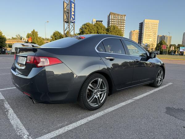 Honda Accord 2011 Tallina, ar dzinēja tilpumu 2.00 L un nobraukumu 234 tūkst. km par 4900 €, foto 5 vietnē AUTOMOTO.COM.LV