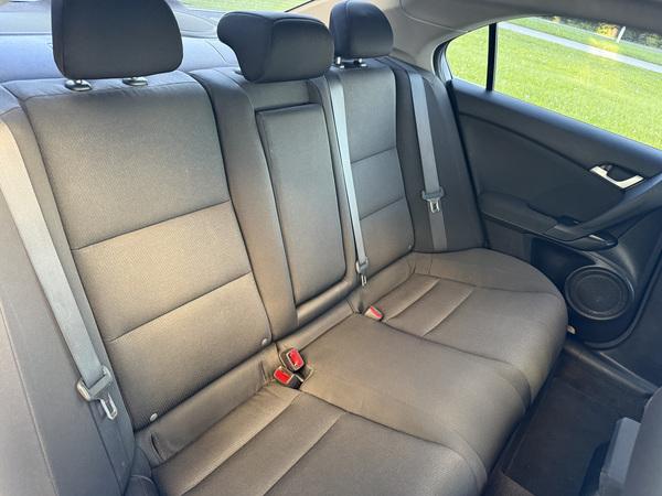 Honda Accord 2011 Tallina, ar dzinēja tilpumu 2.00 L un nobraukumu 234 tūkst. km par 4900 €, foto 10 vietnē AUTOMOTO.COM.LV
