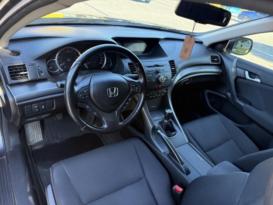 Honda Accord 2011 in Tallinn, with an engine capacity of 2.00 L and mileage of 234 thousand km for 4900 €, photo 23 on AUTOMOTO.COM.LV