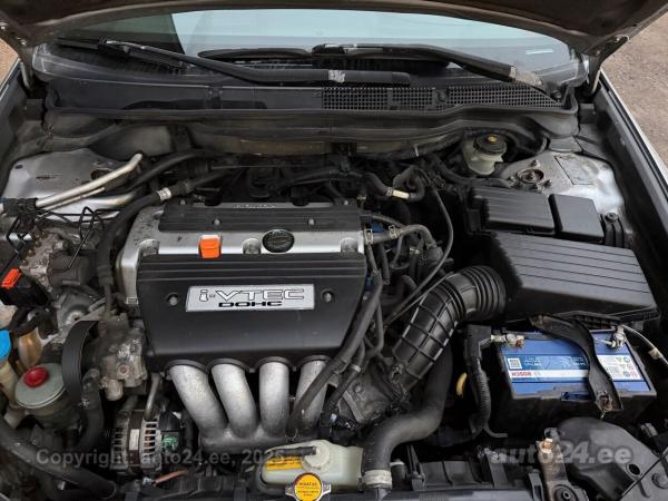 Honda Accord 2004 Tallina, ar dzinēja tilpumu 2.00 L un nobraukumu 216 tūkst. km par 999 €, foto 11 vietnē AUTOMOTO.COM.LV