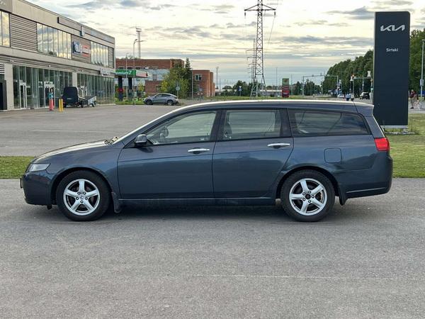 Honda Accord 2004 Narva, ar dzinēja tilpumu 2.00 L un nobraukumu 390 tūkst. km par 999 €, foto 4 vietnē AUTOMOTO.COM.LV