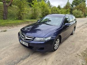 Honda Accord 2007 in Trakai, with an engine capacity of 2.20 L and mileage of 334 thousand km for 1500 €, photo  on AUTOMOTO.COM.LV