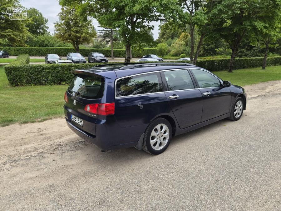 Honda Accord 2007 in Trakai, with an engine capacity of 2.20 L and mileage of 334 thousand km for 1500 €, photo 3 on AUTOMOTO.COM.LV