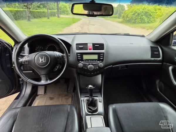 Honda Accord 2007 in Trakai, with an engine capacity of 2.20 L and mileage of 334 thousand km for 1500 €, photo 7 on AUTOMOTO.COM.LV
