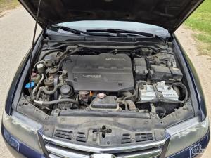 Honda Accord 2007 in Trakai, with an engine capacity of 2.20 L and mileage of 334 thousand km for 1500 €, photo 9 on AUTOMOTO.COM.LV