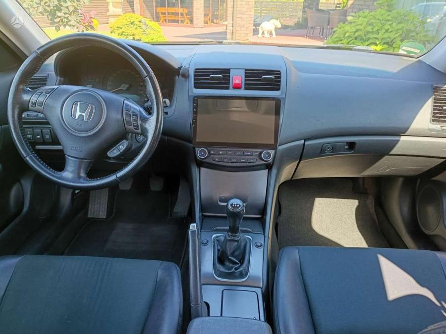 Honda Accord 2007 in Vilnius, with an engine capacity of 2.00 L and mileage of 244 thousand km for 3200 €, photo 8 on AUTOMOTO.COM.LV