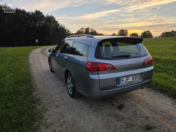 Honda Accord 2007 Molėtai vietnē Honda Accord 2007 Molėtai, ar dzinēja tilpumu 2.20 L un nobraukumu 328 tūkst. km par 1200 €, foto 4 vietnē AUTOMOTO.COM.LV