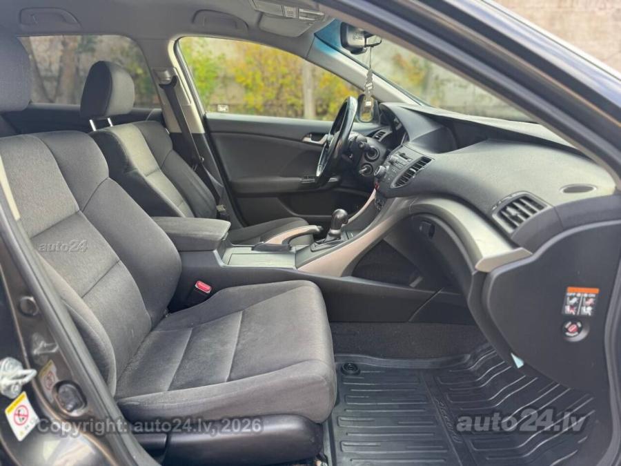 Honda Accord 2009 Narva, ar dzinēja tilpumu 2.20 L un nobraukumu 283 tūkst. km par 2800 €, foto 6 vietnē AUTOMOTO.COM.LV