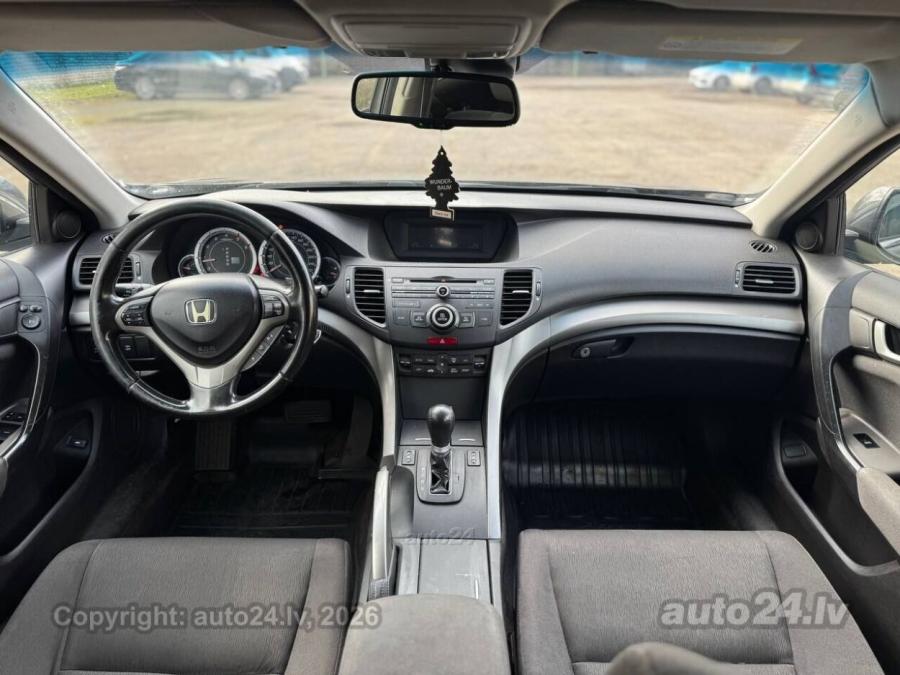 Honda Accord 2009 Narva, ar dzinēja tilpumu 2.20 L un nobraukumu 283 tūkst. km par 2800 €, foto 7 vietnē AUTOMOTO.COM.LV