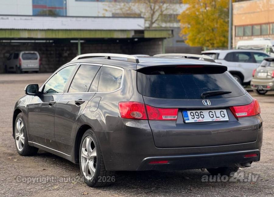 Honda Accord 2009 Narva, ar dzinēja tilpumu 2.20 L un nobraukumu 283 tūkst. km par 2800 €, foto 5 vietnē AUTOMOTO.COM.LV