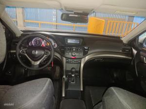 Honda Accord 2009 in Tallinn, with an engine capacity of 2.00 L and mileage of 232 thousand km for 3700 €, photo 24 on AUTOMOTO.COM.LV