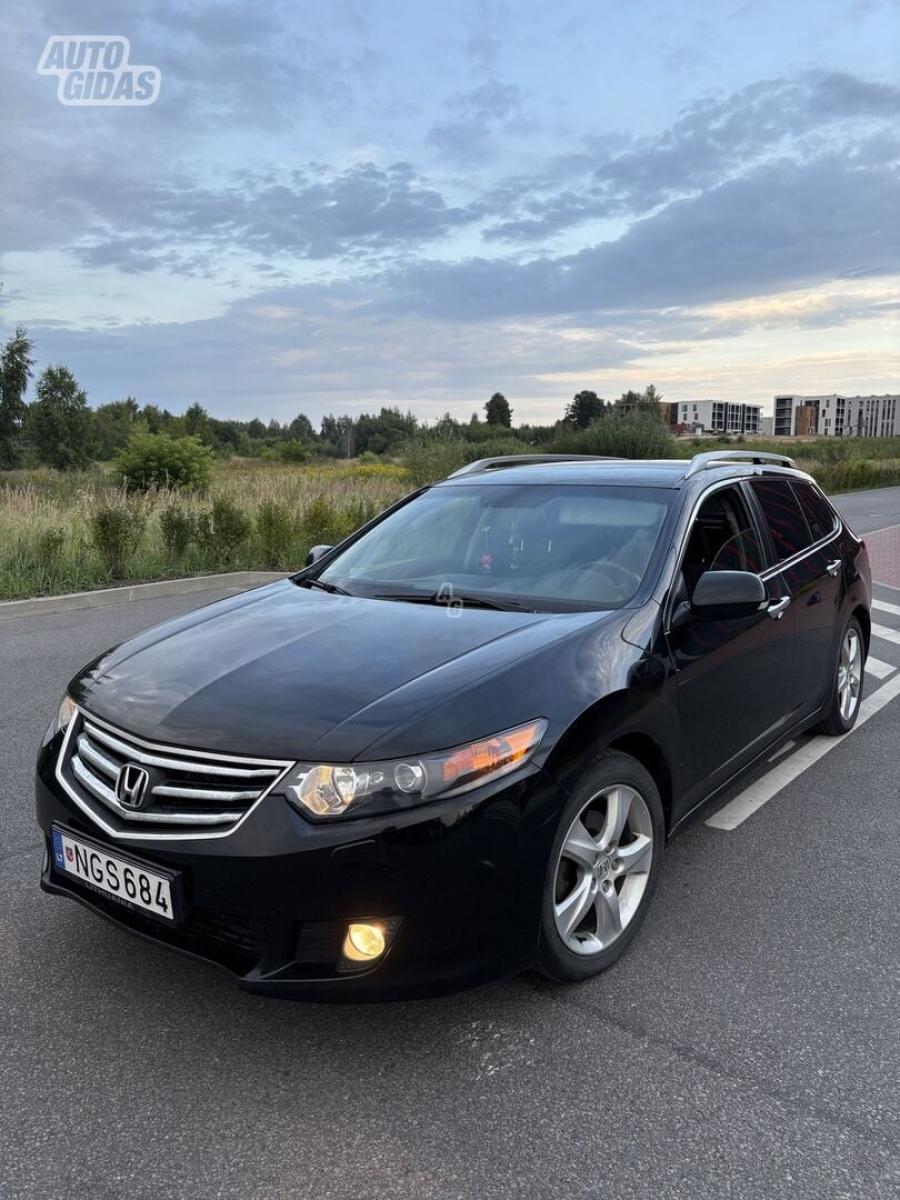 Honda Accord 2009 Viļņa, ar dzinēja tilpumu 2.20 L un nobraukumu 280 tūkst. km par 1900 €, foto 4 vietnē AUTOMOTO.COM.LV