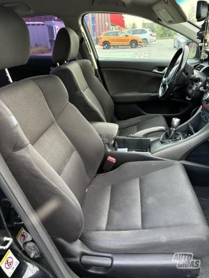 Honda Accord 2009 Viļņa, ar dzinēja tilpumu 2.20 L un nobraukumu 280 tūkst. km par 1900 €, foto 12 vietnē AUTOMOTO.COM.LV