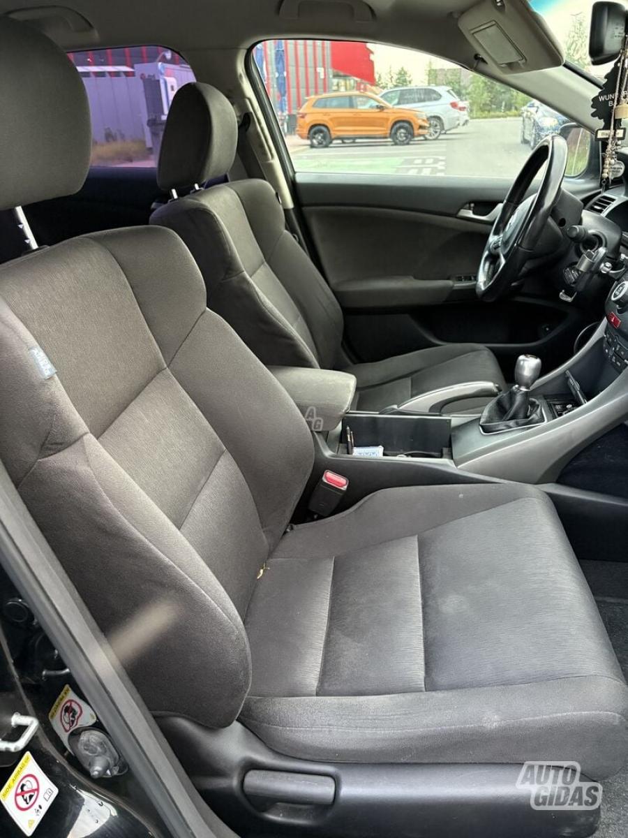 Honda Accord 2009 Viļņa, ar dzinēja tilpumu 2.20 L un nobraukumu 280 tūkst. km par 1900 €, foto 12 vietnē AUTOMOTO.COM.LV