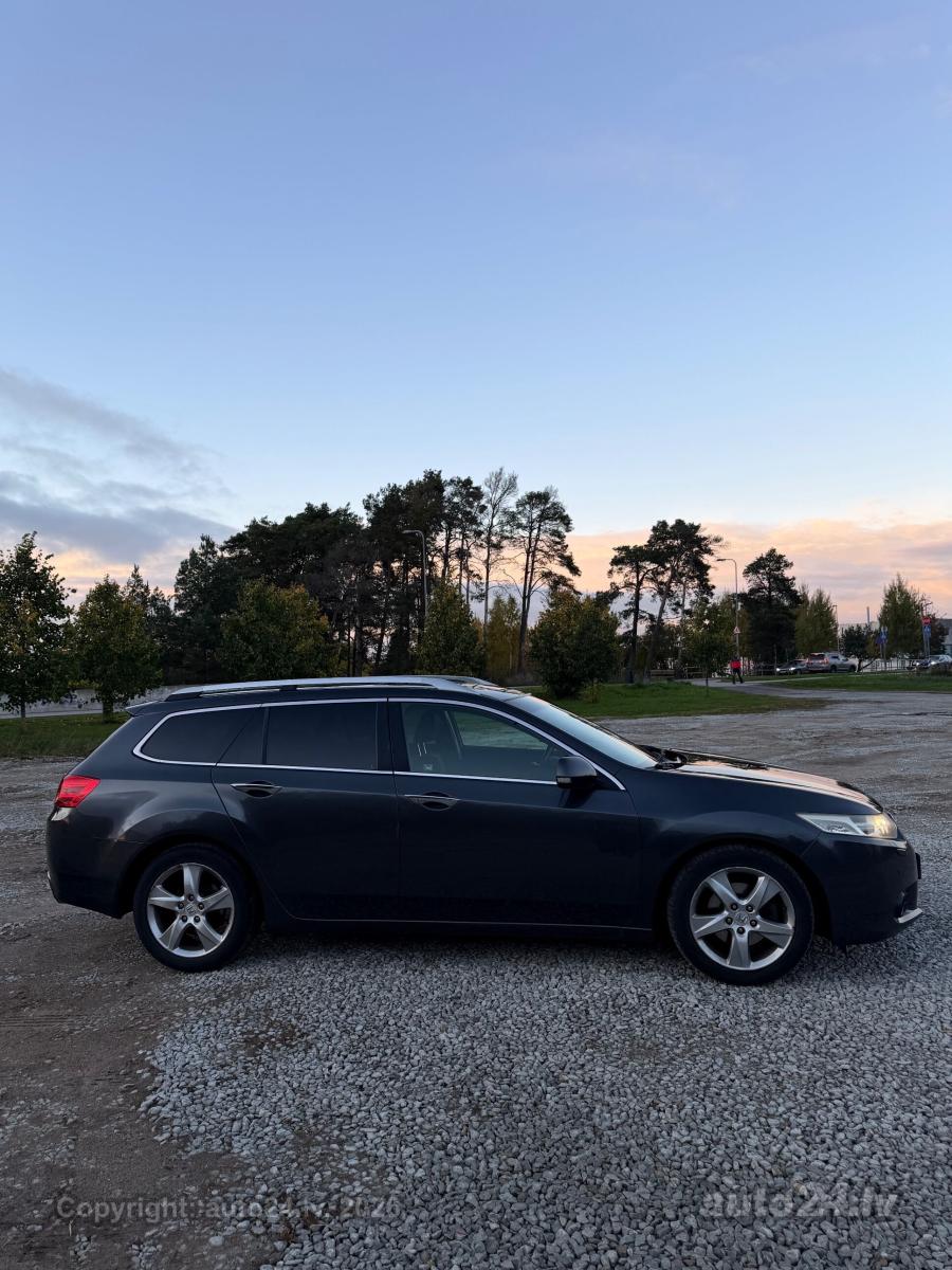 Honda Accord 2013 Tallina, ar dzinēja tilpumu 2.00 L un nobraukumu 134 tūkst. km par 7500 €, foto 3 vietnē AUTOMOTO.COM.LV