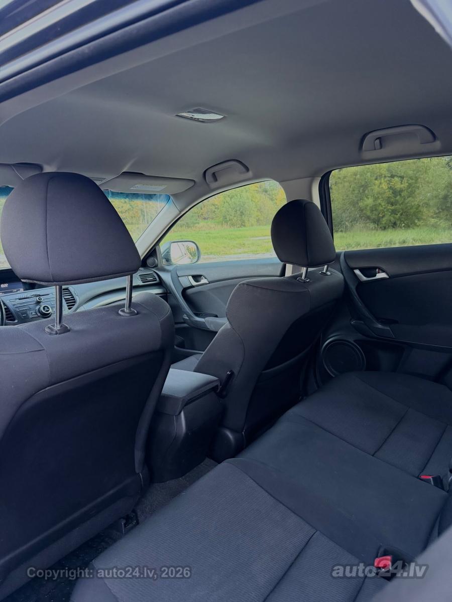 Honda Accord 2013 Tallina, ar dzinēja tilpumu 2.00 L un nobraukumu 134 tūkst. km par 7500 €, foto 6 vietnē AUTOMOTO.COM.LV