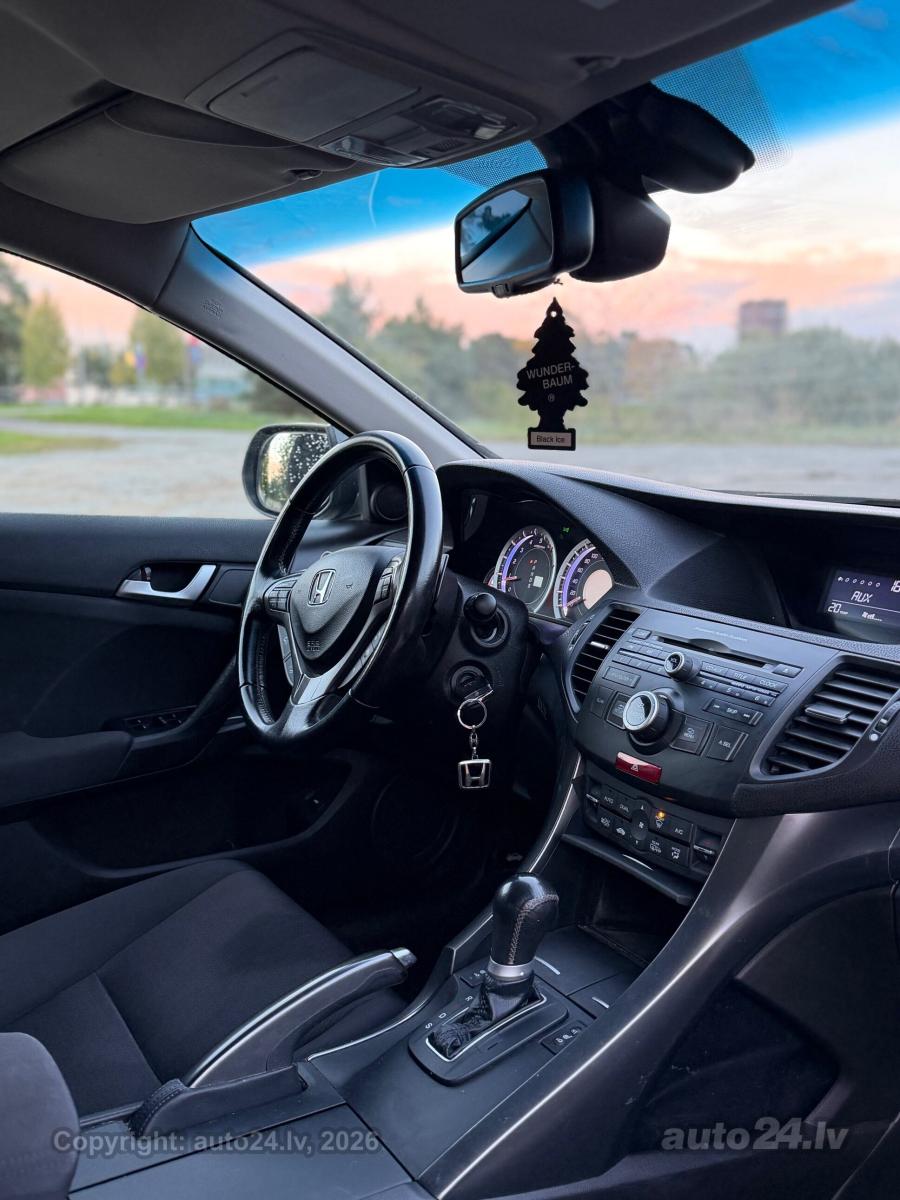 Honda Accord 2013 Tallina, ar dzinēja tilpumu 2.00 L un nobraukumu 134 tūkst. km par 7500 €, foto 7 vietnē AUTOMOTO.COM.LV