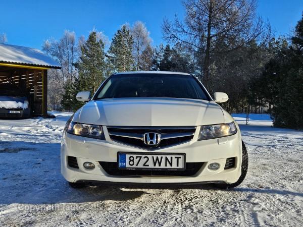 Balts Honda Accord 2007 Tallina, ar dzinēja tilpumu 2.00 L un nobraukumu 218 tūkst. km par 1200 €, foto 4 vietnē AUTOMOTO.COM.LV