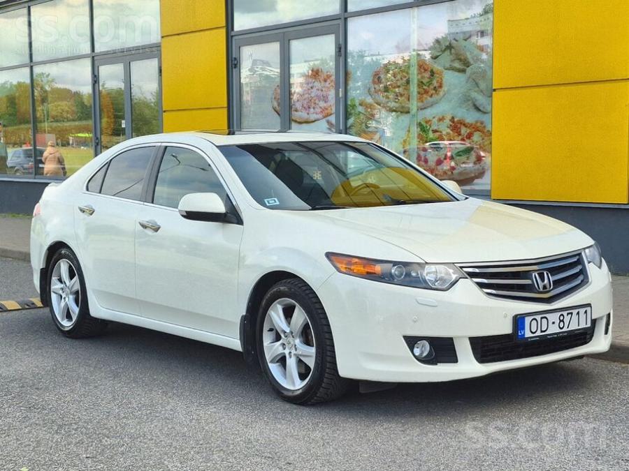 Balts Honda Accord 2008 Rīga, ar dzinēja tilpumu 2.40 L un nobraukumu 0 tūkst. km par 1650 €, foto 2 vietnē AUTOMOTO.COM.LV